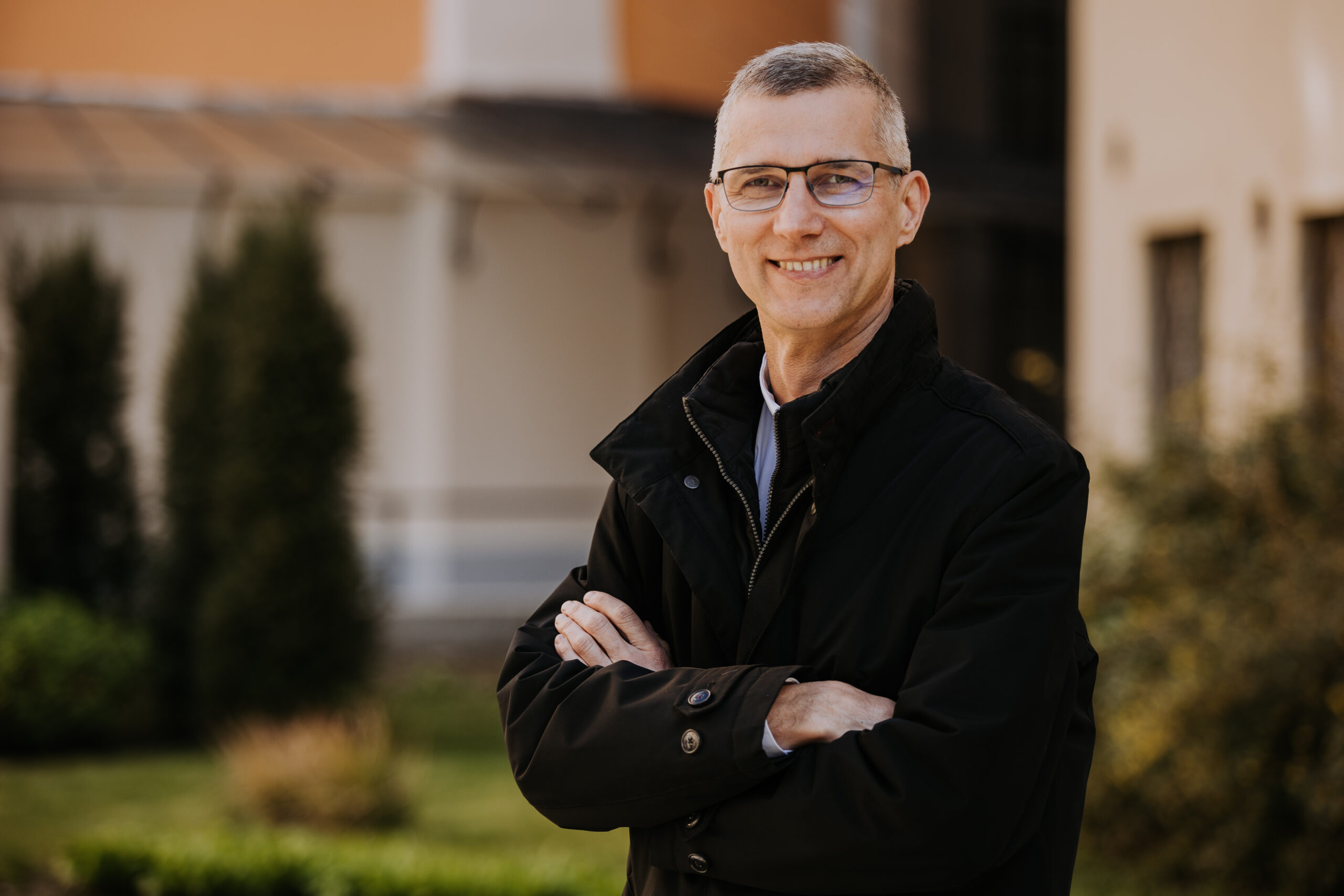 Békére hívni nagyon különböző embereket – nagypénteki interjú Martos ...