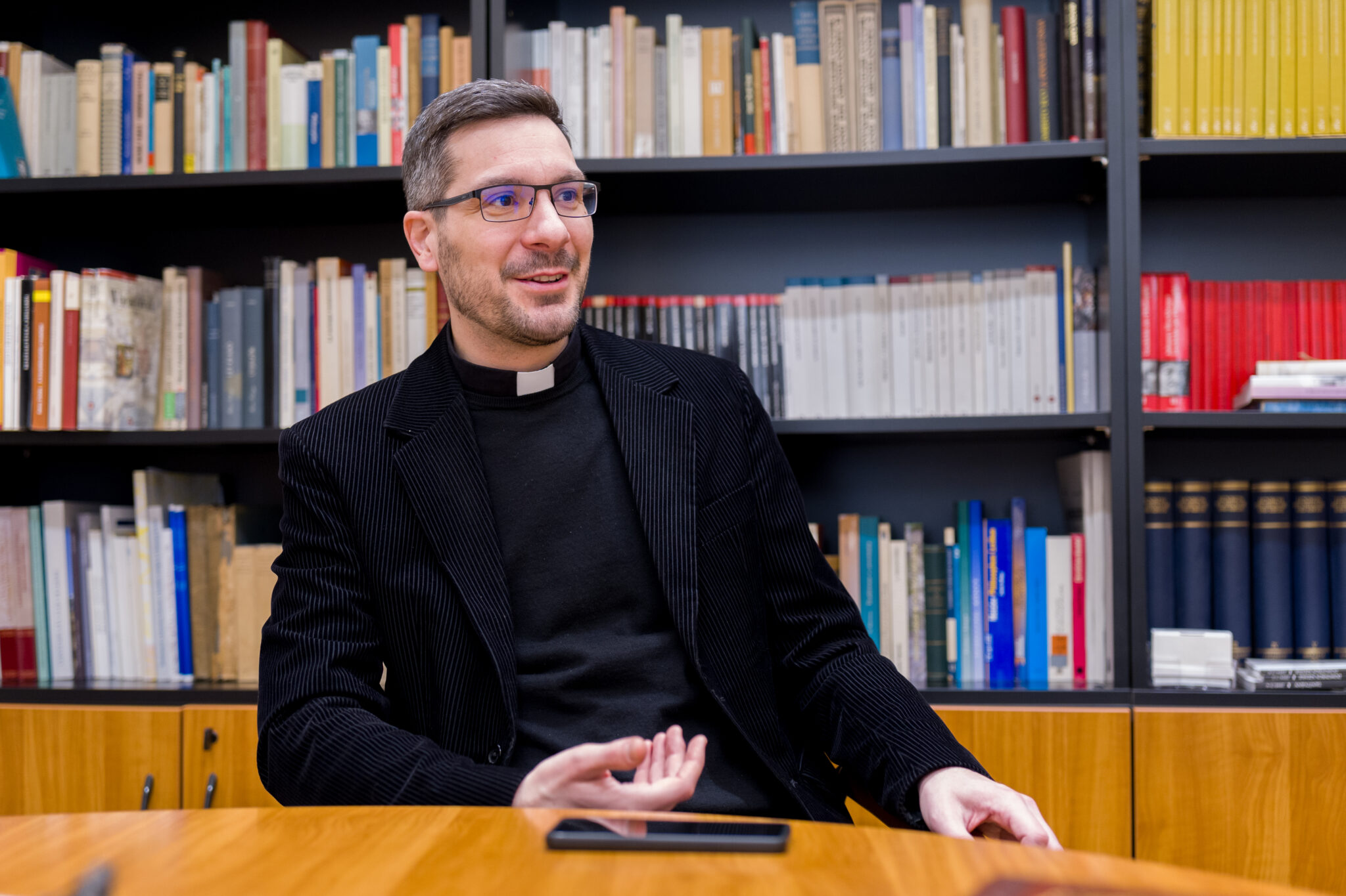 „Teljesen meglepett Prevost megválasztása” – Gájer László atya XIV. Leó ...